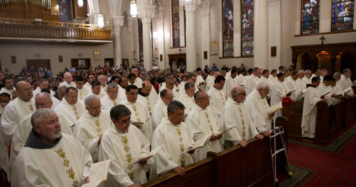 The Singing Priests: A “Note” of Gratitude - Catholic Foundation for ...